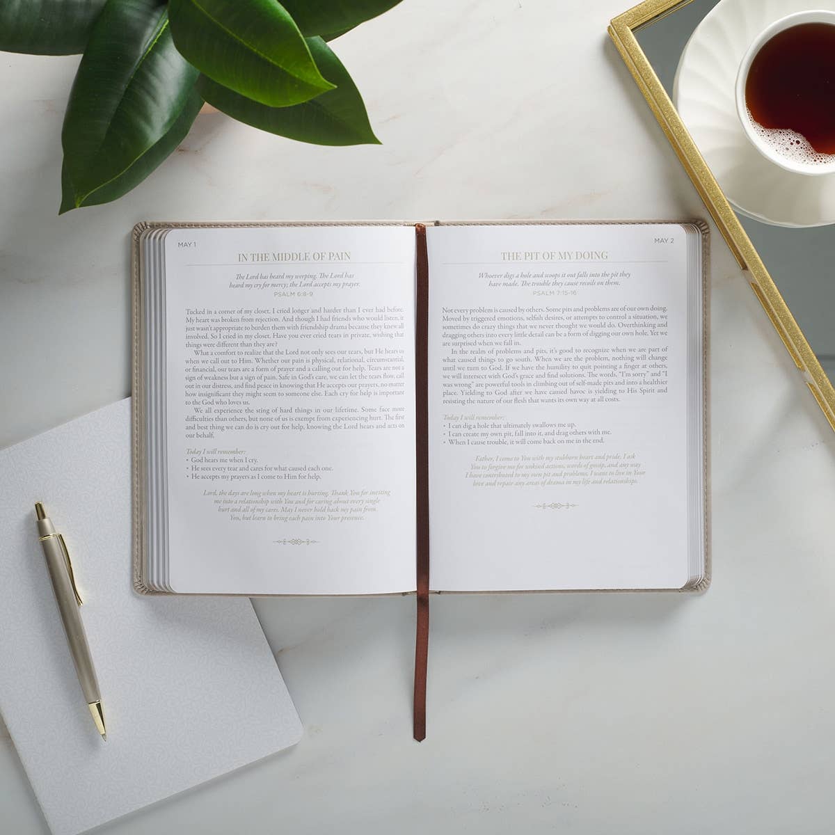 Devotional 10 Minutes with God for Women Faux Leather – Newnan Mercantile