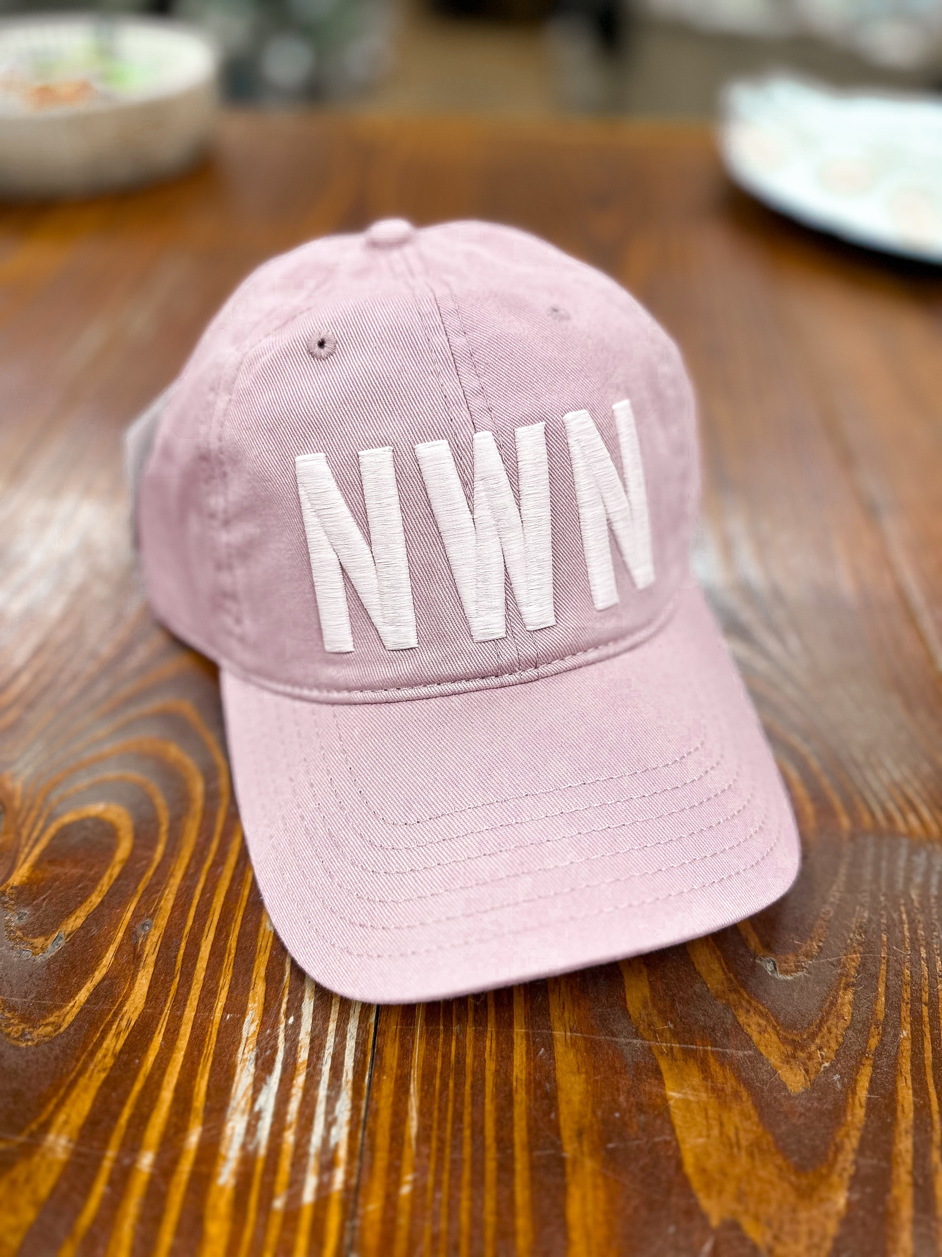 Home Décor, Accents + More – Newnan Mercantile